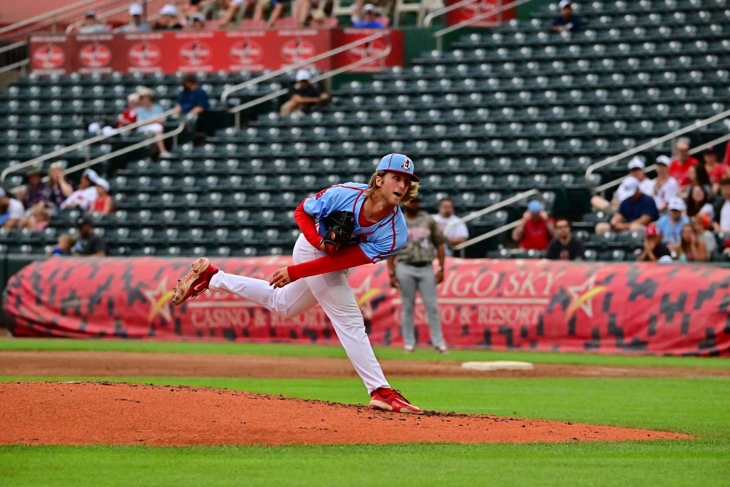 Former Pac-12 rivals Quinn Mathews, Cooper Hjerpe, off to scorching ...